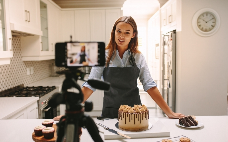 Content Creator là gì? TOP các kỹ năng cần có của Content Creator