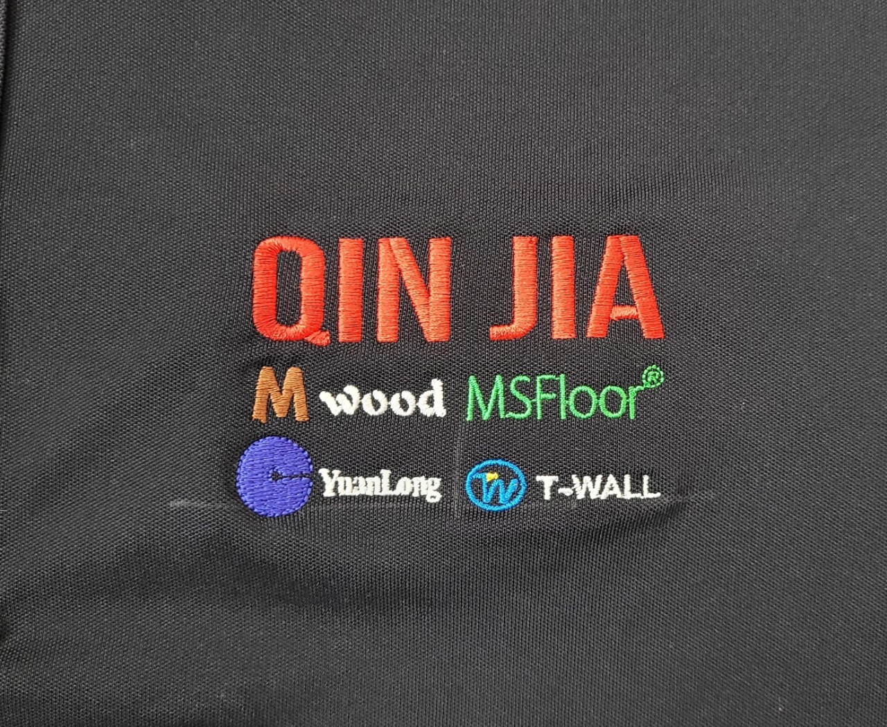 CÔNG TY TNHH VẬT LIỆU TRANG TRÍ QIN JIA