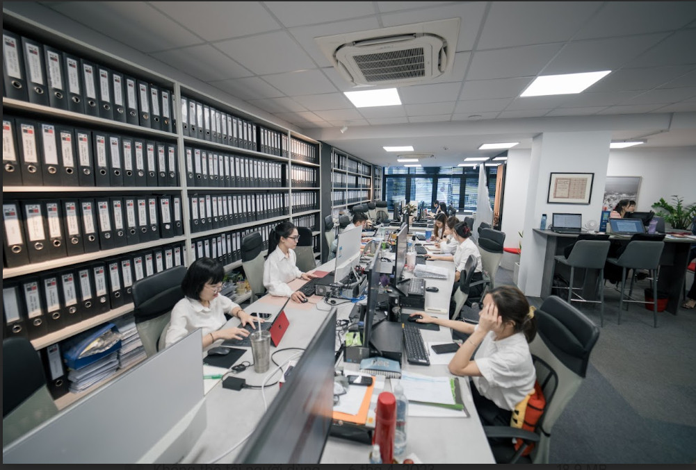 Tuyển Personal Assistant To The Founder & Group CEO làm việc tại CÔNG ...